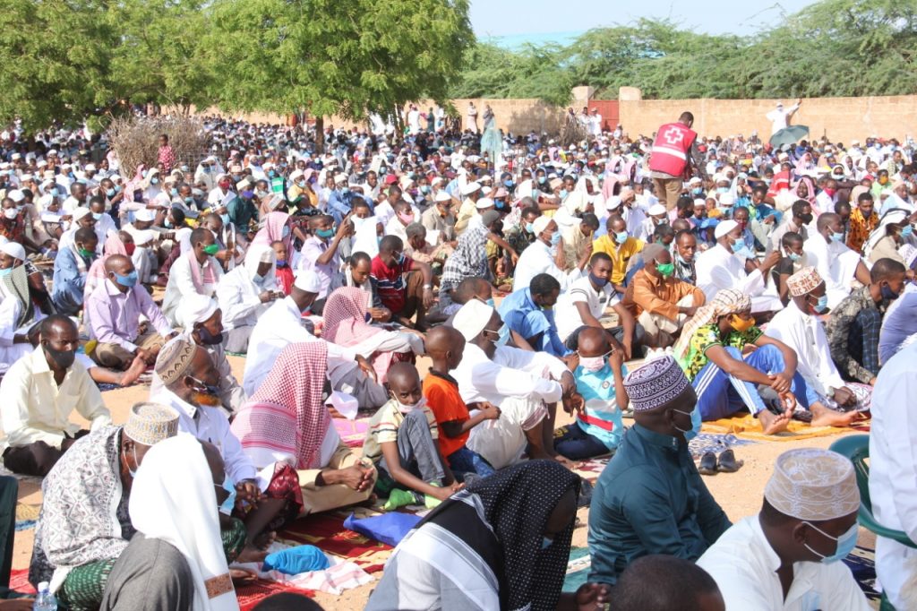 Red Cross distributes face masks, sanitizer to Muslims in Mandera ...