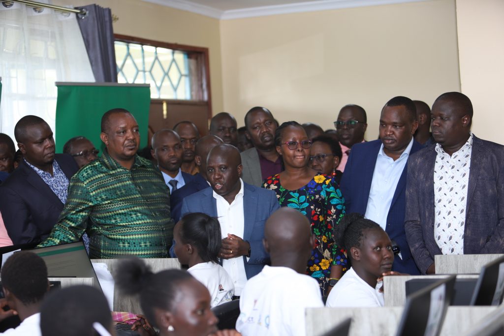 Government to extend Fiber Internet connectivity to Insecurity Prone ...