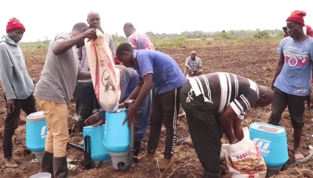 Sugar company encourages cane farmers to adopt modern technology ...